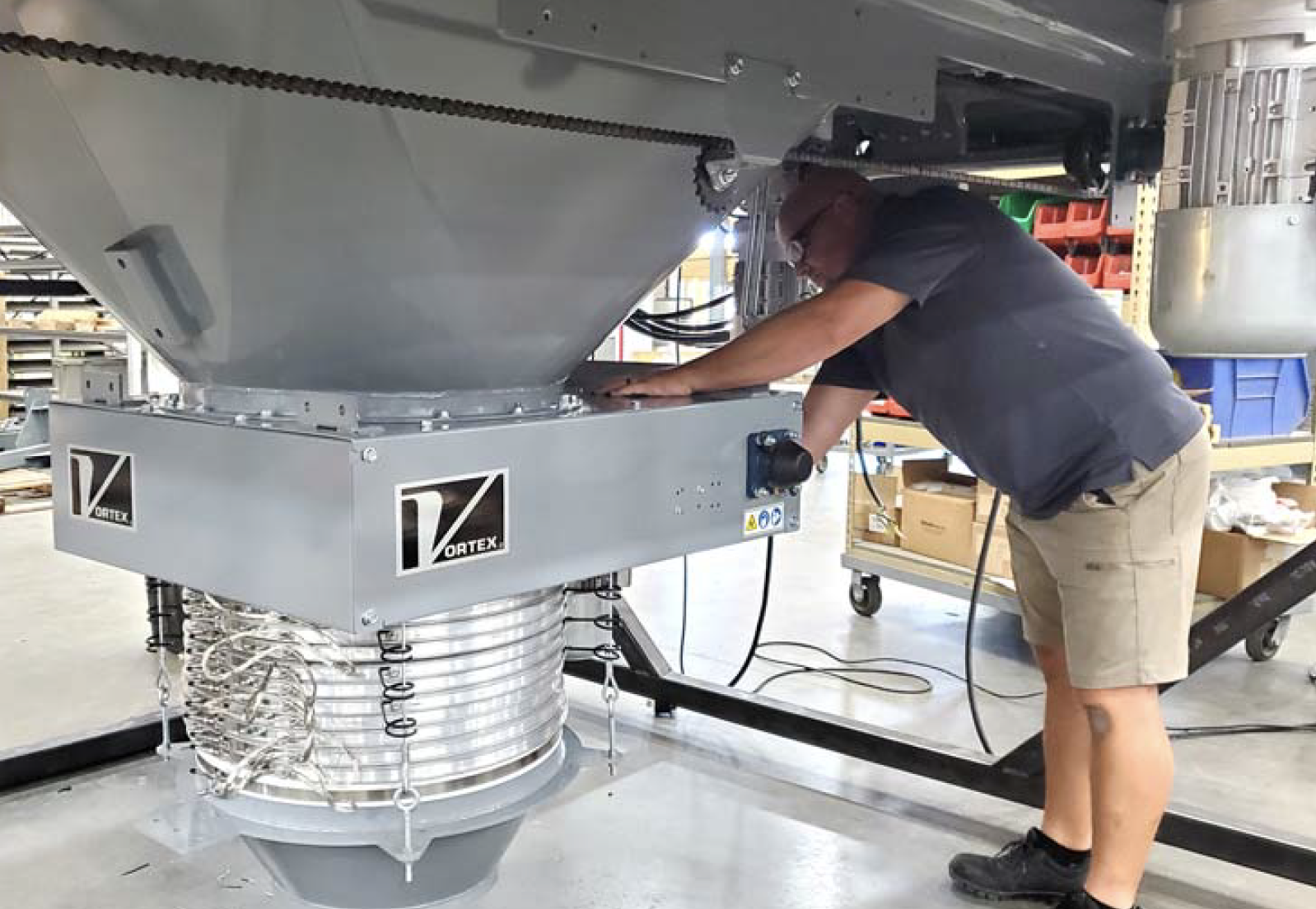 Vortex Loading Spout Handling Hydrocarbon Powder | Vortex